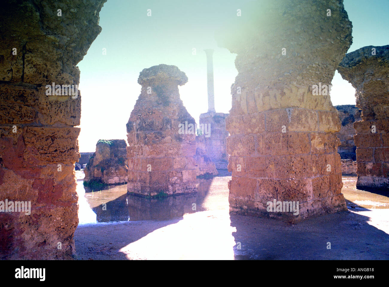 Ruined pillars hi-res stock photography and images - Alamy