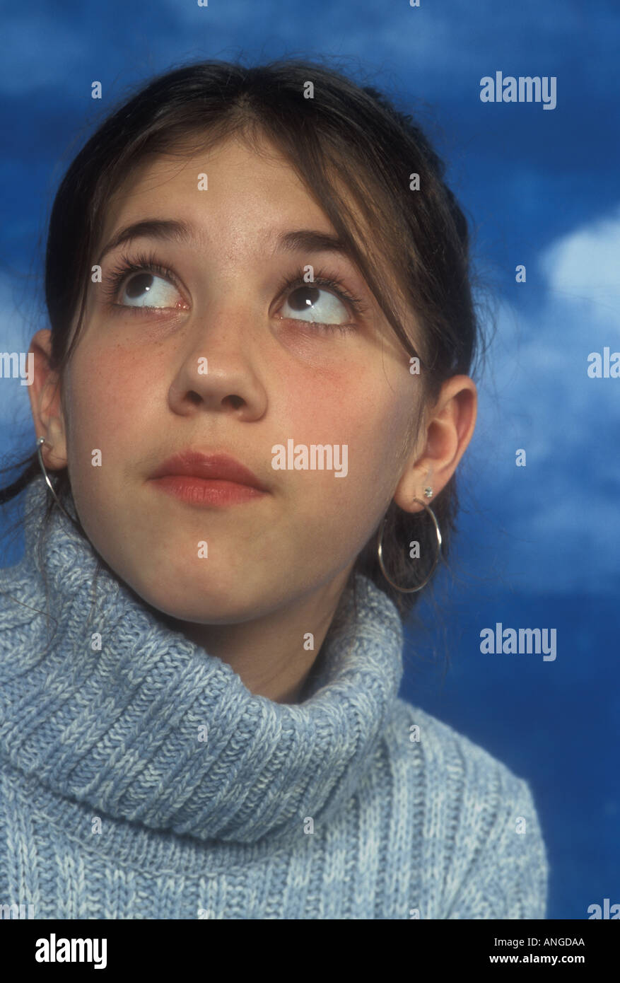 Mesmerized teen face hi-res stock photography and images - Alamy