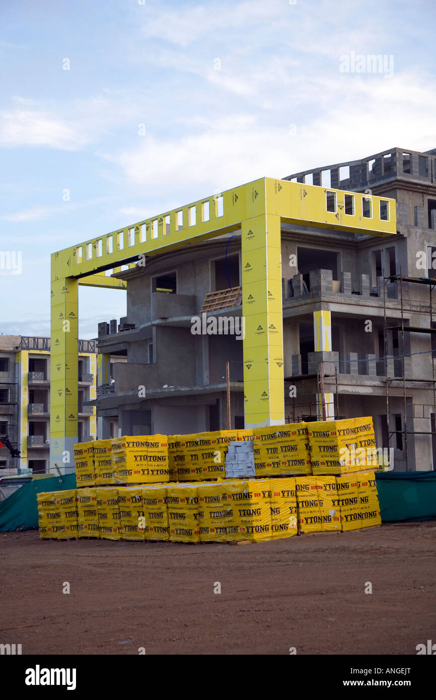 Aircrete block hi-res stock photography and images - Alamy