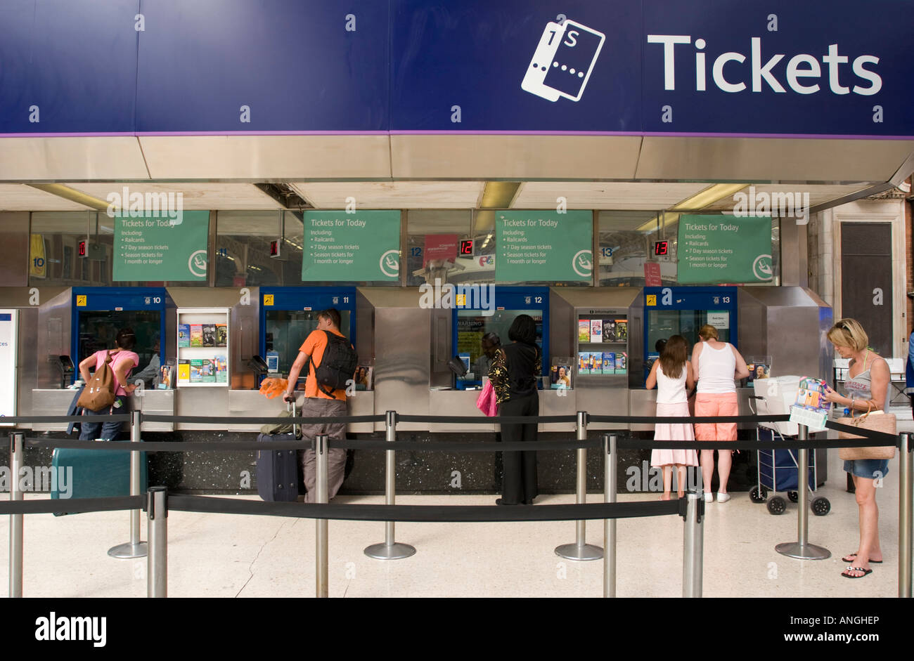 Queueing up in ticket office hi-res stock photography and images - Alamy
