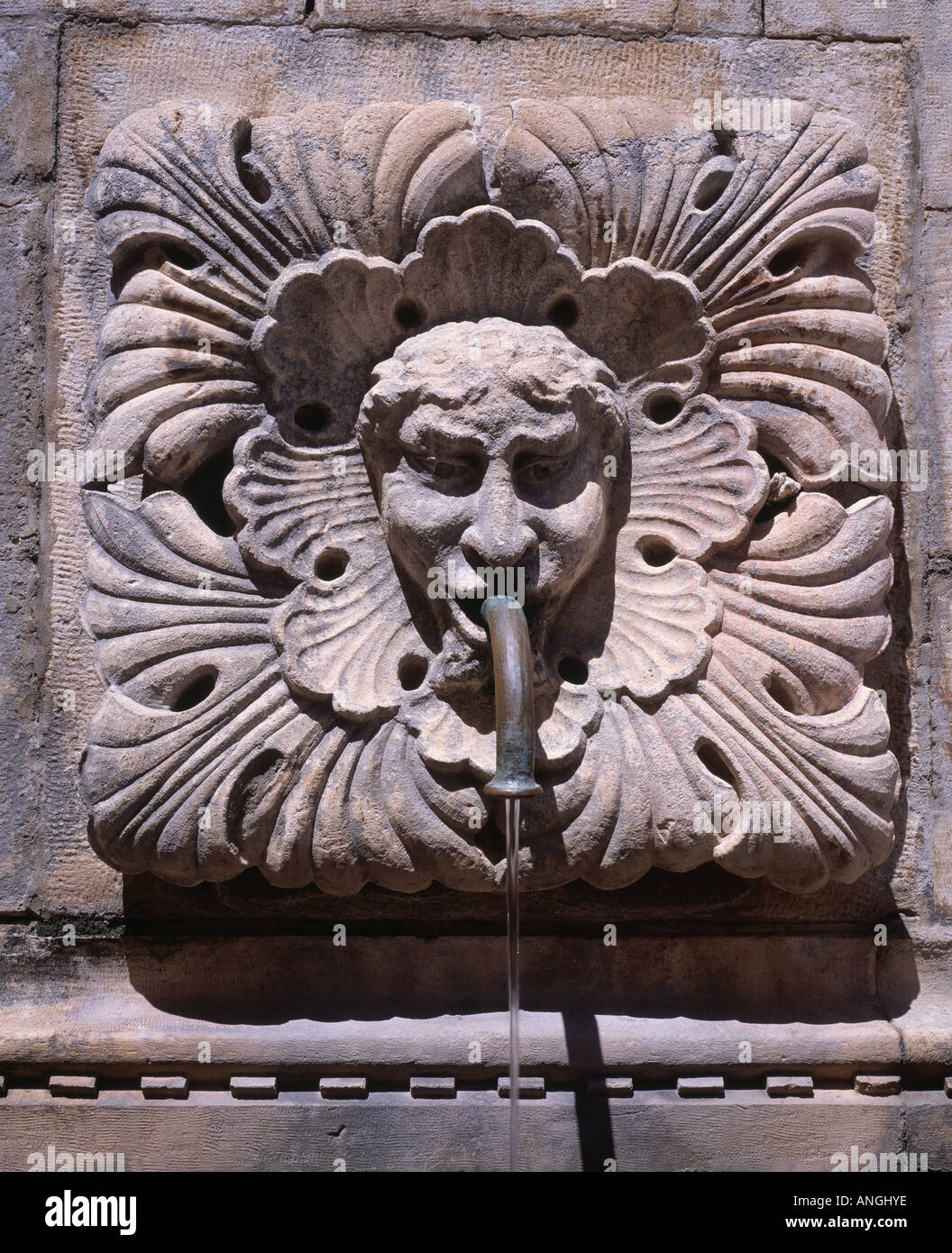 Big mask fountain hi-res stock photography and images - Alamy