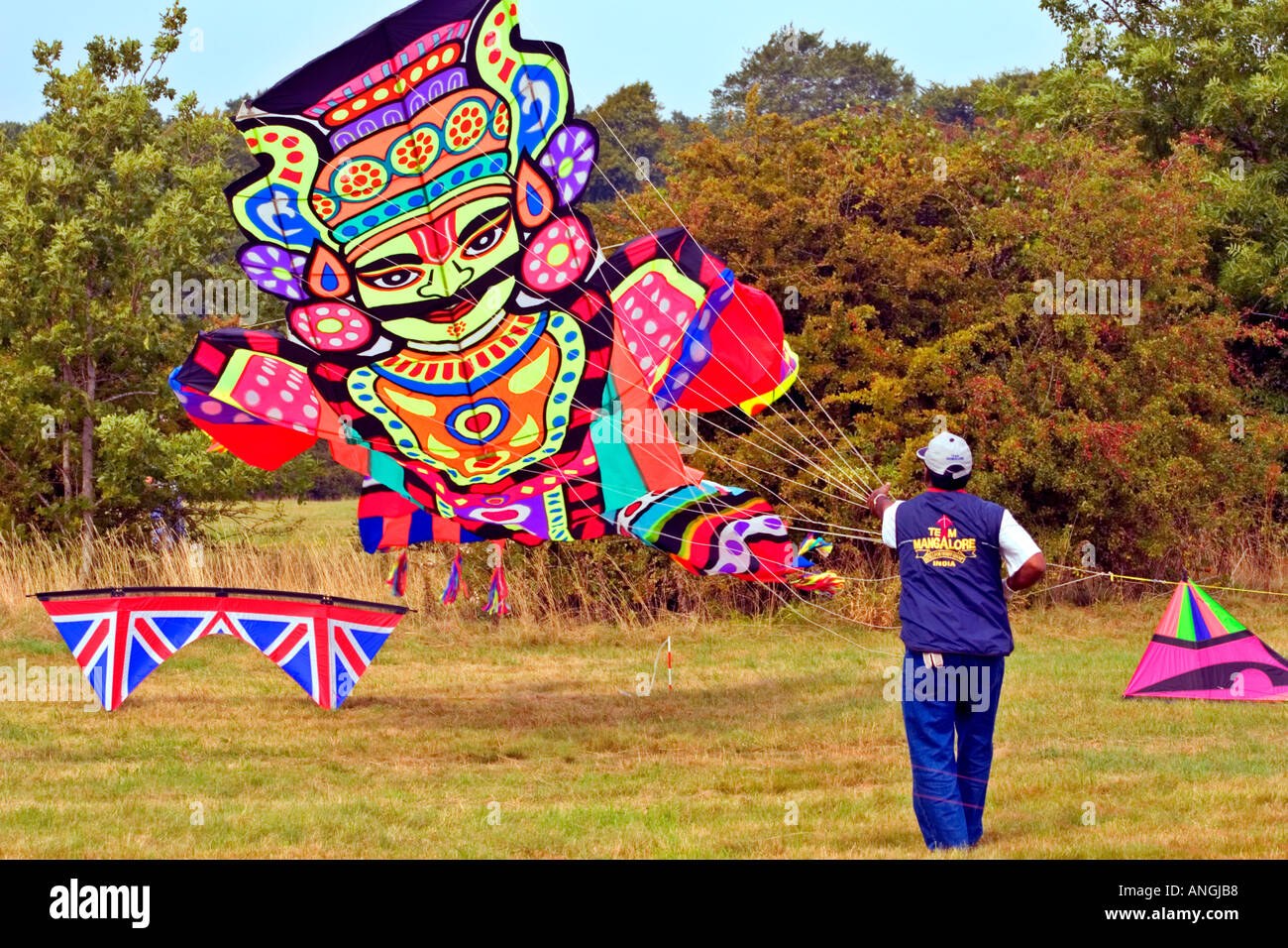 Mangalore Kite Team Bristol International Kite Festival September 2005 ...
