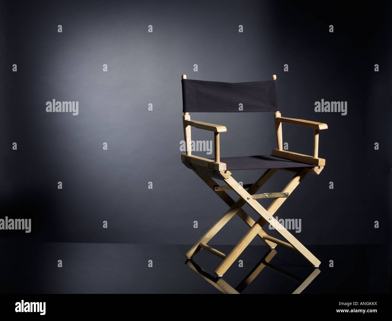 Director chair hi-res stock photography and images - Alamy