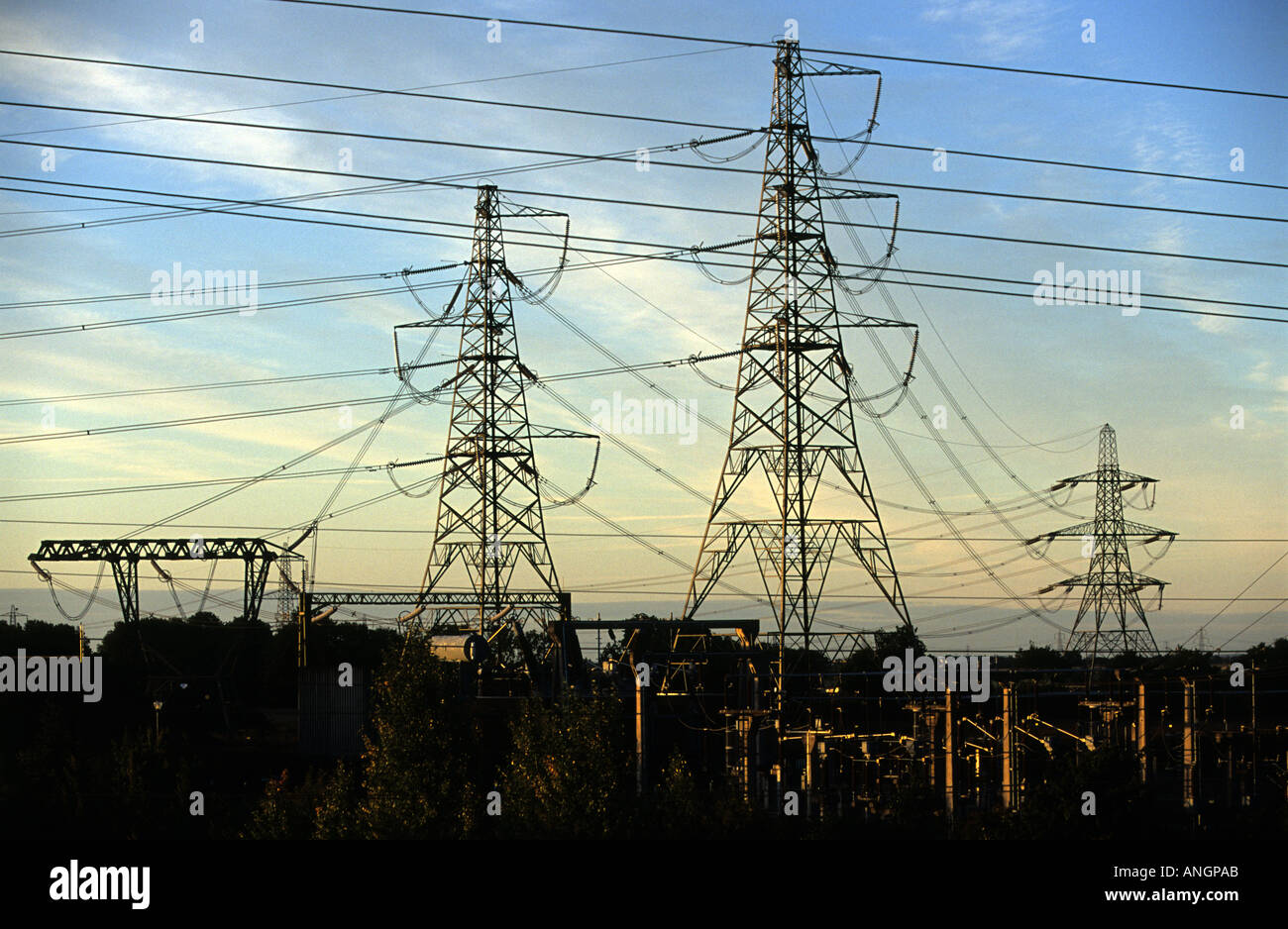 High-voltage electricity power cables and sub station at Braintree in ...