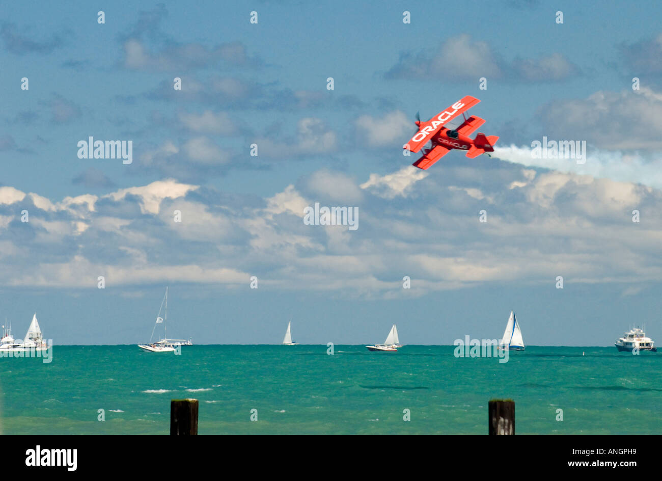 Oracle Plane High Resolution Stock Photography and Images - Alamy