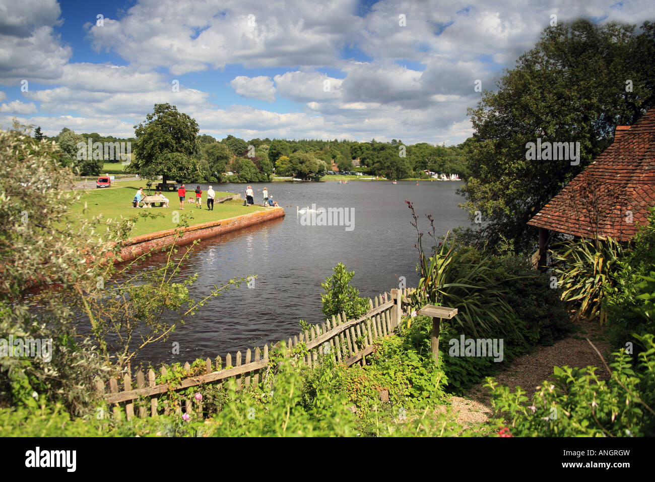 Beaulieu riverside hi-res stock photography and images - Alamy