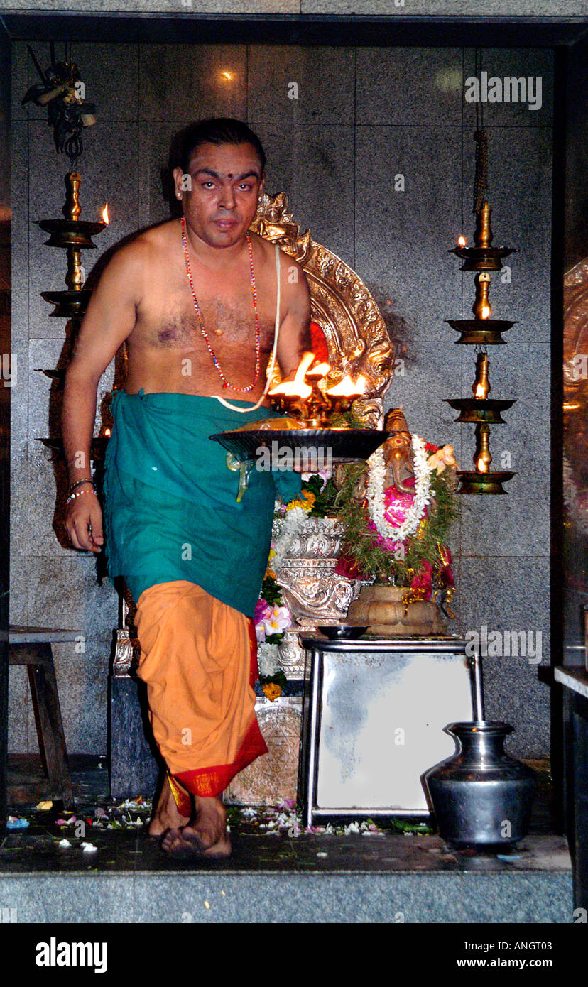 Colombo The Kathiresan kovil dedicated to the war god Skanda. Hindu Vel ...