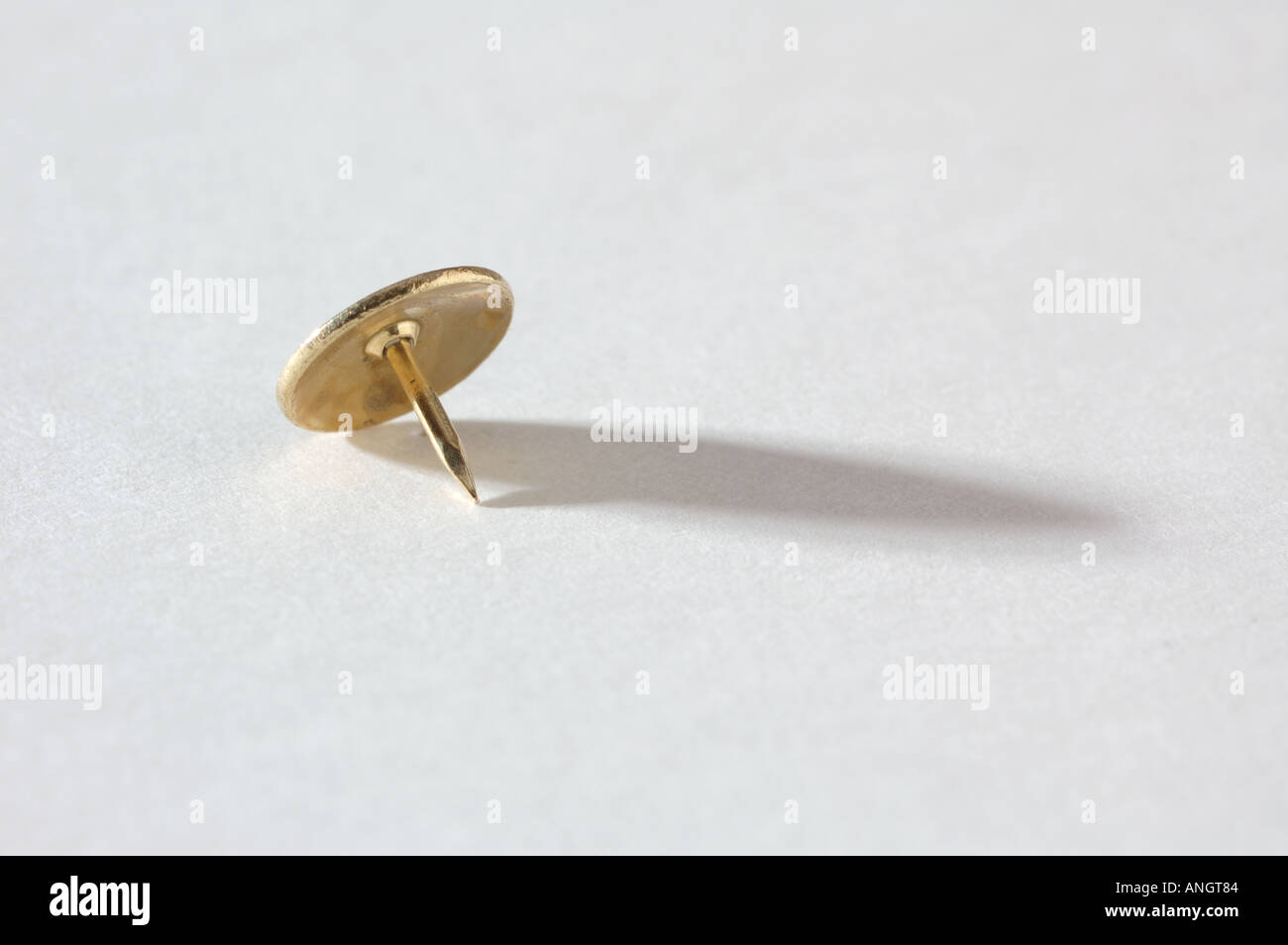 Drawing pin hi-res stock photography and images - Alamy