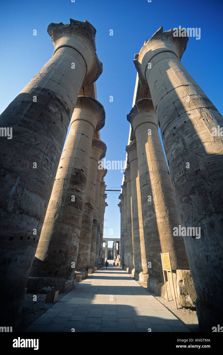 Egypt hypostyle hi-res stock photography and images - Alamy