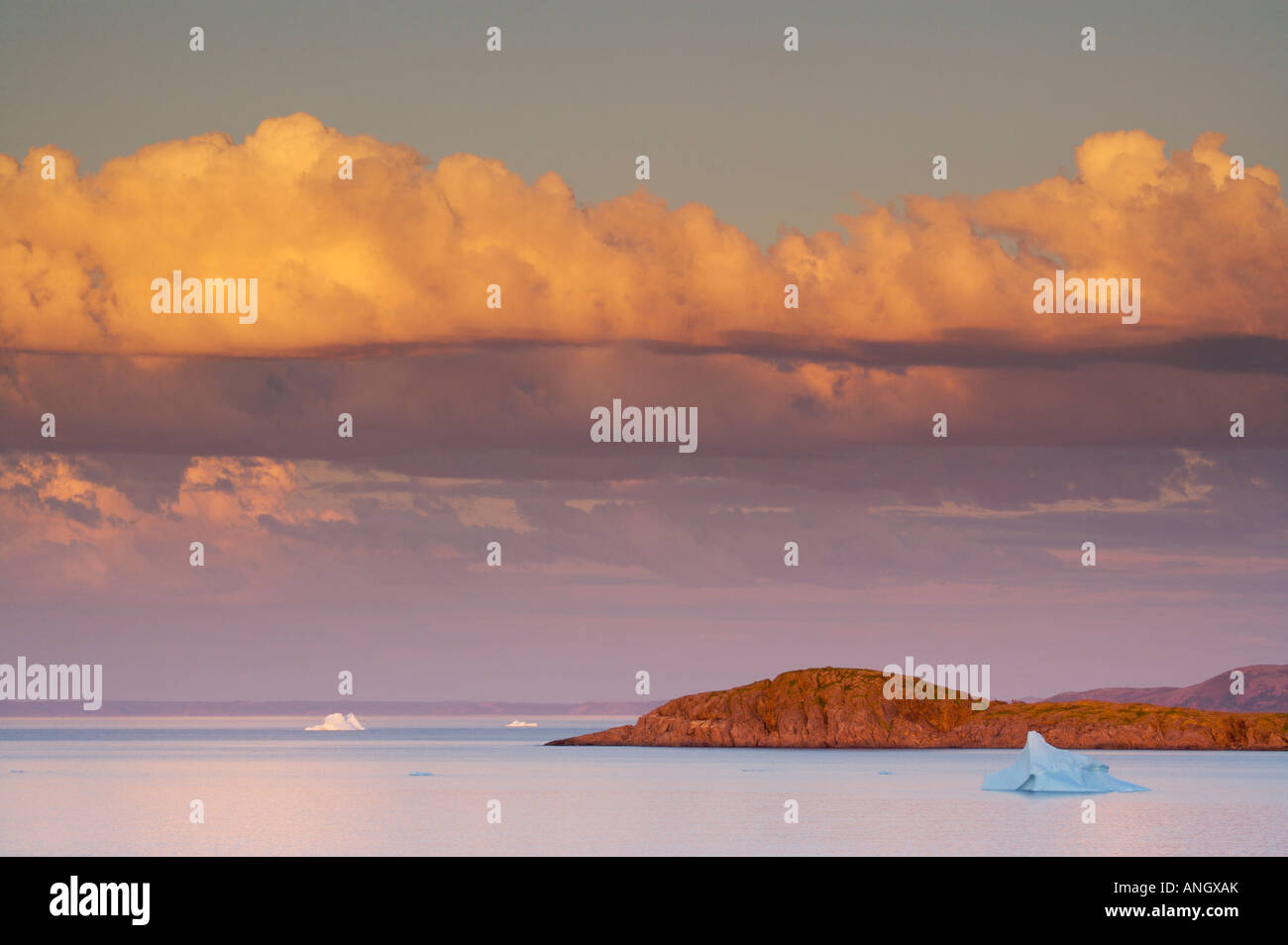 Newfoundland dusk clouds shoreline hi-res stock photography and images ...
