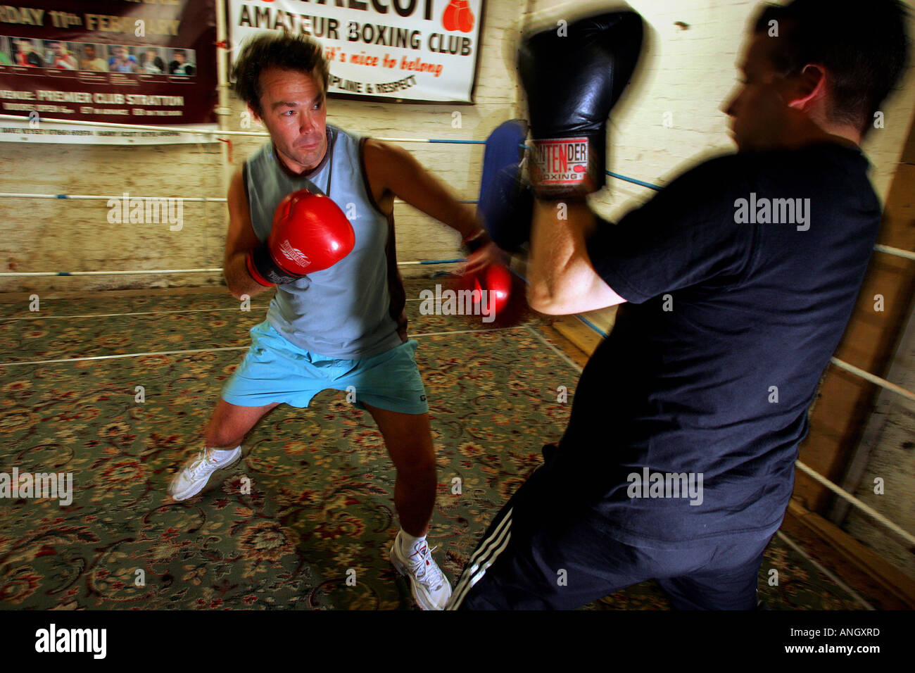 Boxing gym england hi-res stock photography and images - Alamy