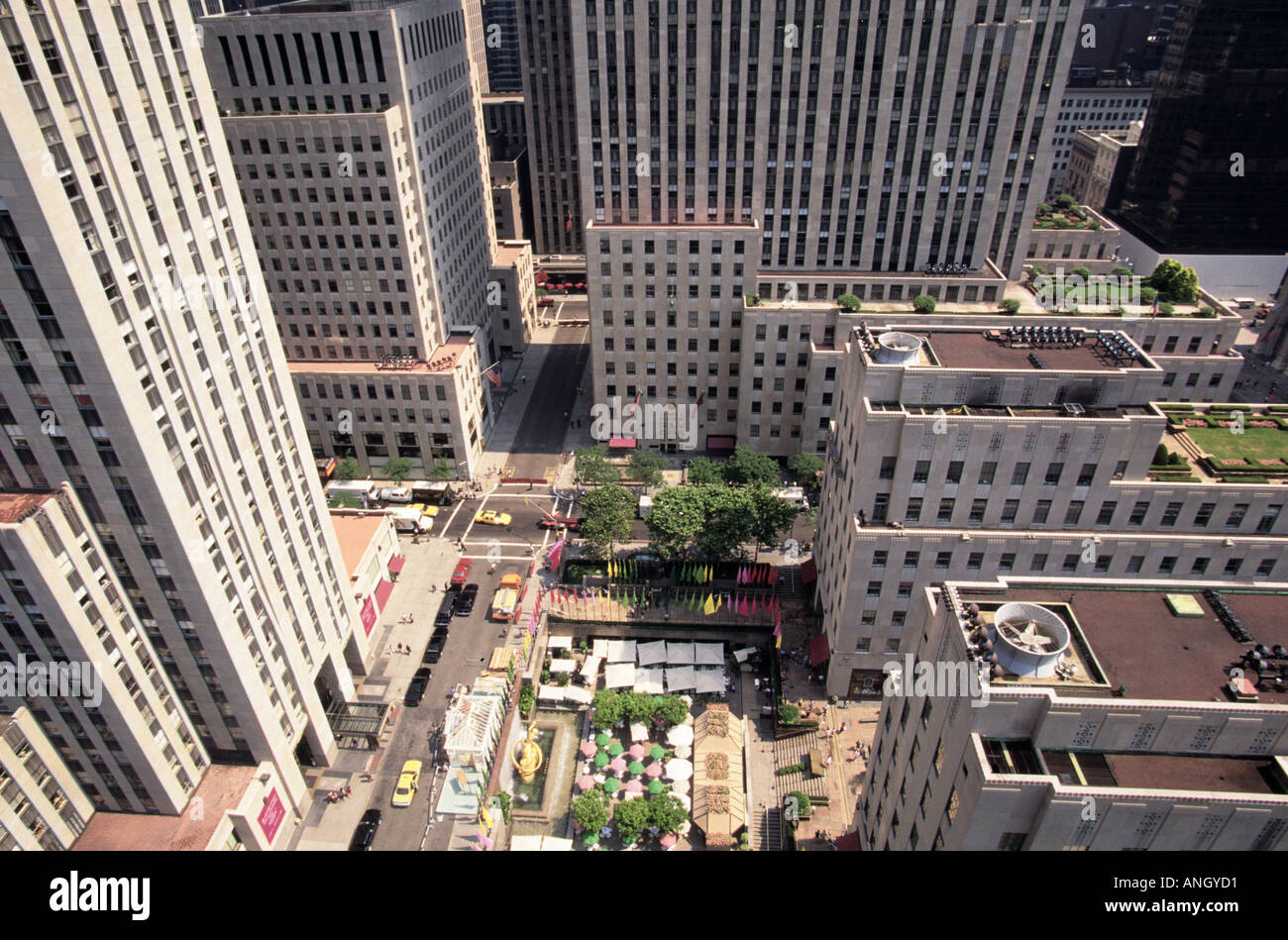 Elevated view rockefeller center complex hi-res stock photography and ...
