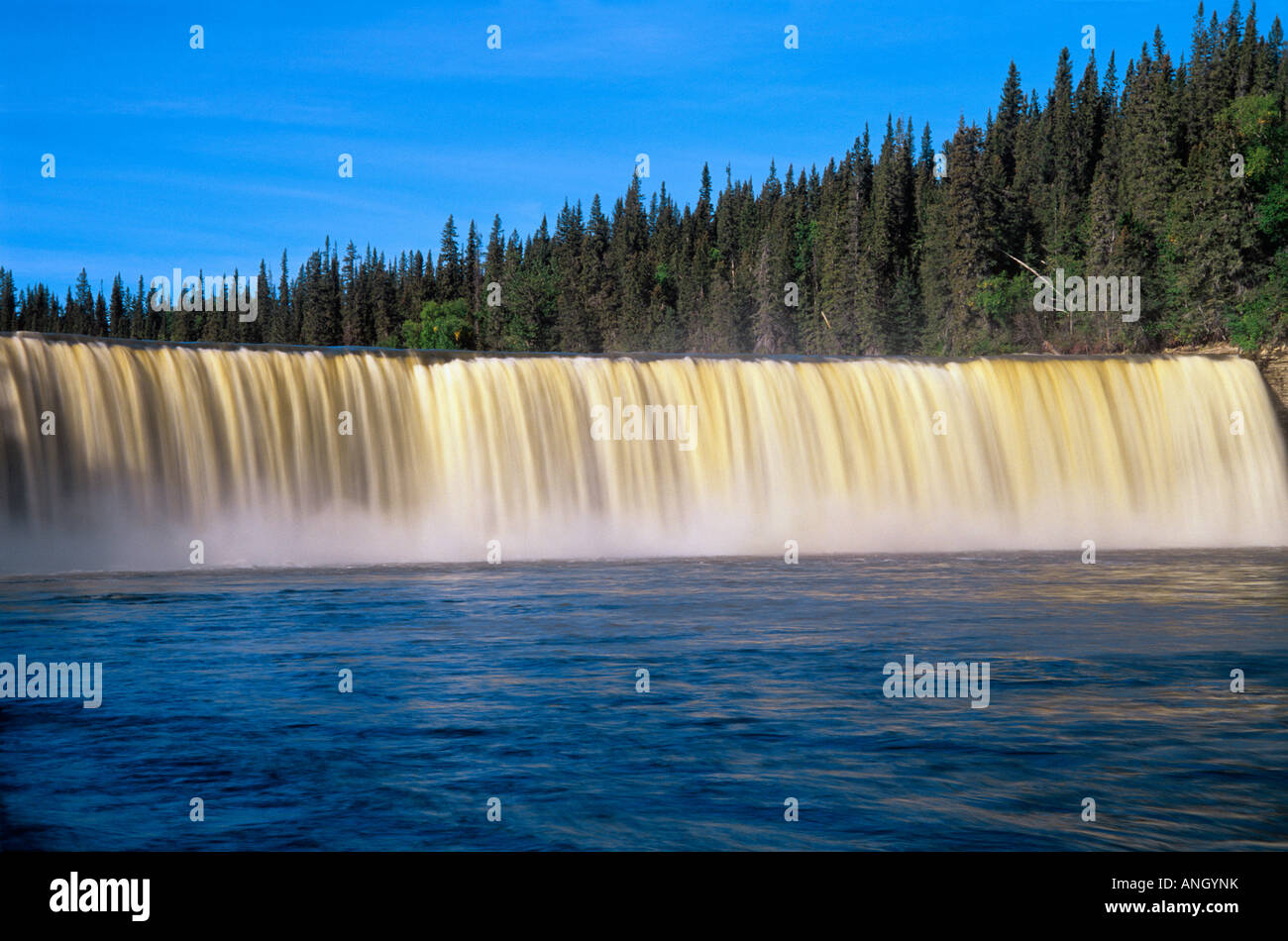 Lady evelyn falls and kakisa river hi-res stock photography and images ...