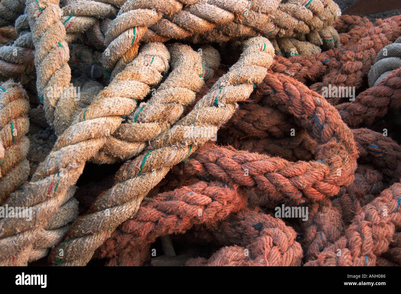 Braiding ropes hi-res stock photography and images - Alamy