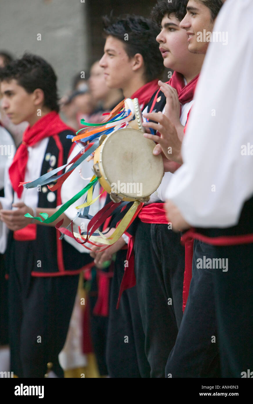 Italy calabria calabrian folk dancing hi-res stock photography and ...