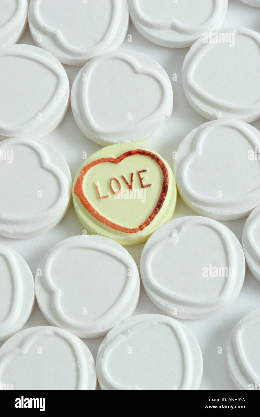 Lovehearts candy hi-res stock photography and images - Alamy