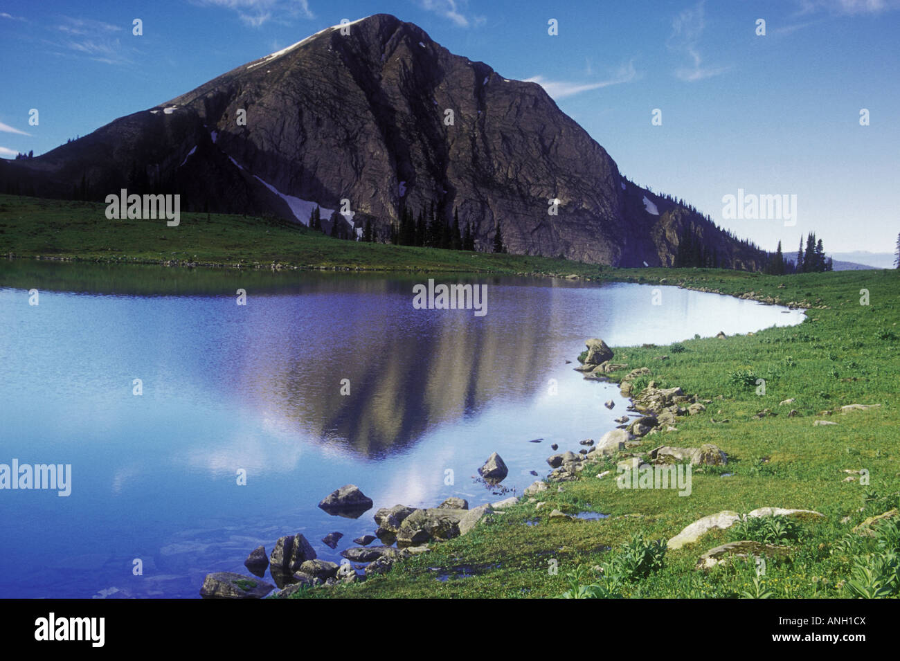 Alpine lake in Cariboo Mountains, Cariboo region, British Columbia ...