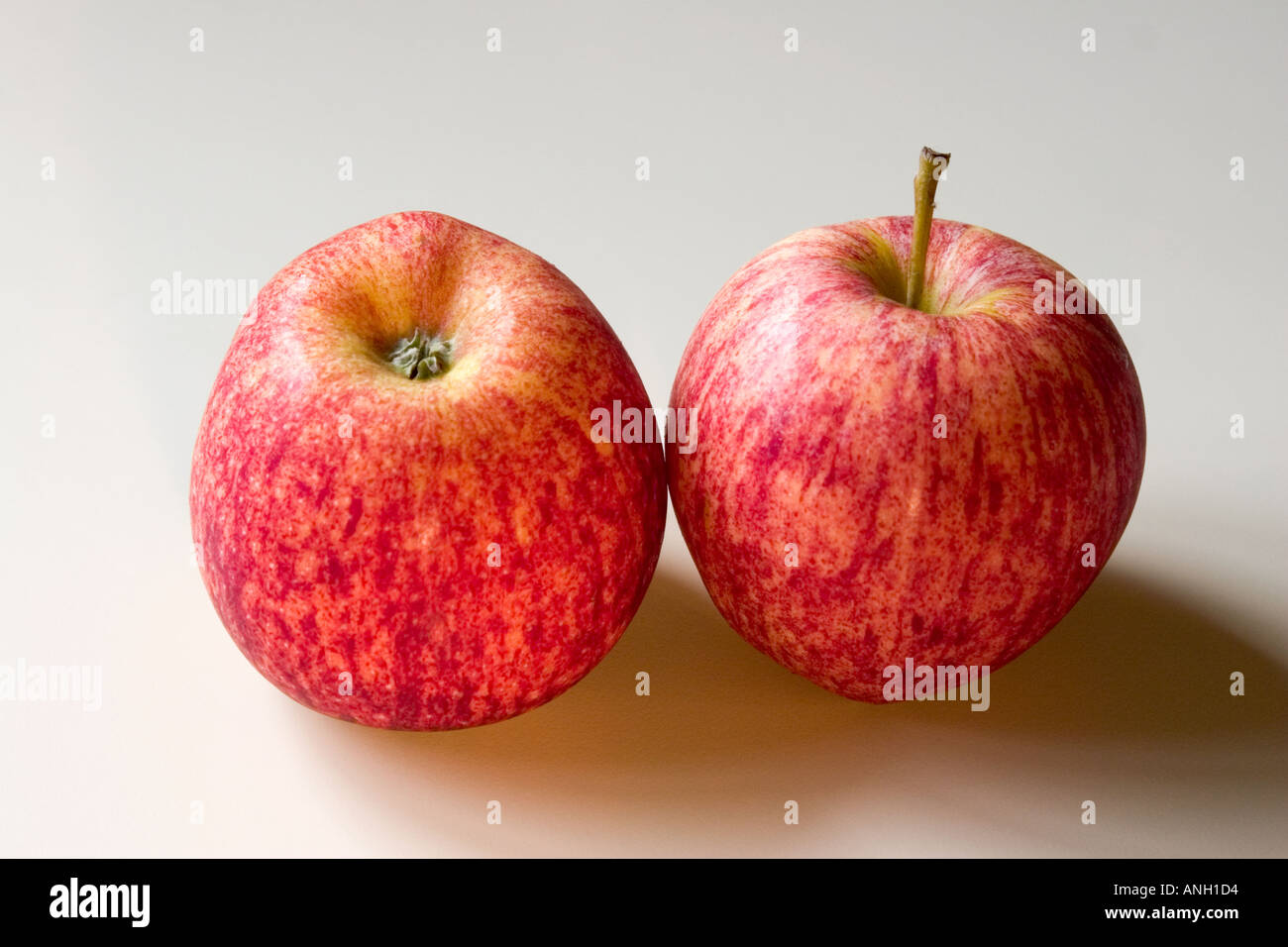 Pair apple hi-res stock photography and images - Alamy
