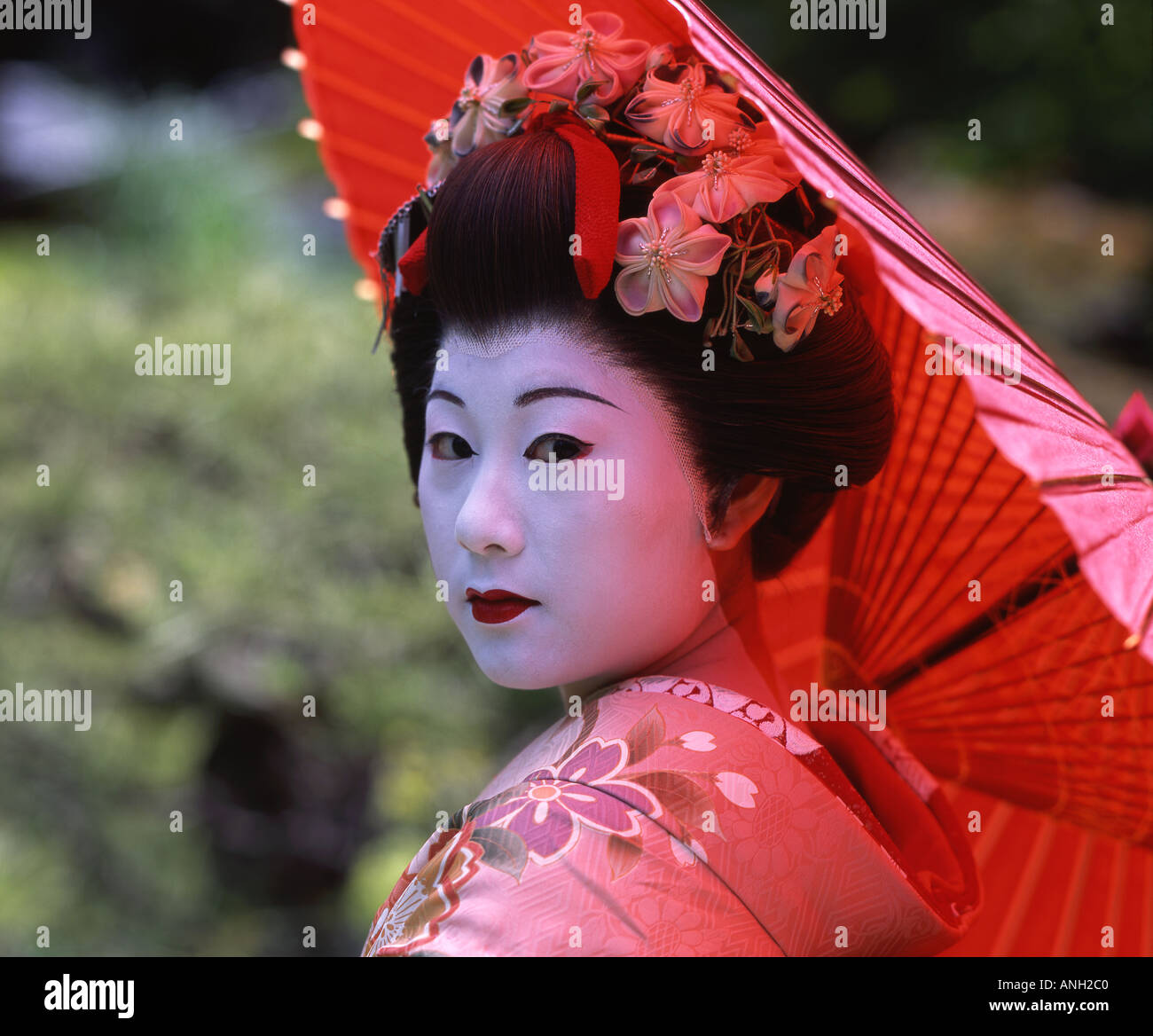 Geisha lips hi-res stock photography and images - Alamy