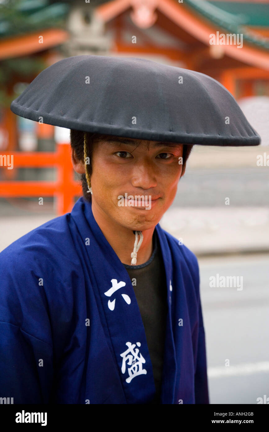 Rickshaw owner outside the Heian Shrine, Kyoto, Honshu, Japan Stock ...