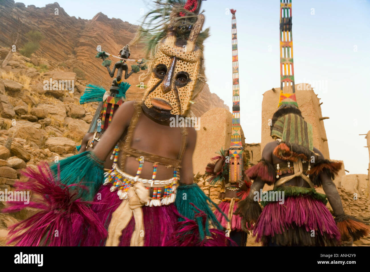 Dogon Tribe High Resolution Stock Photography and Images - Alamy