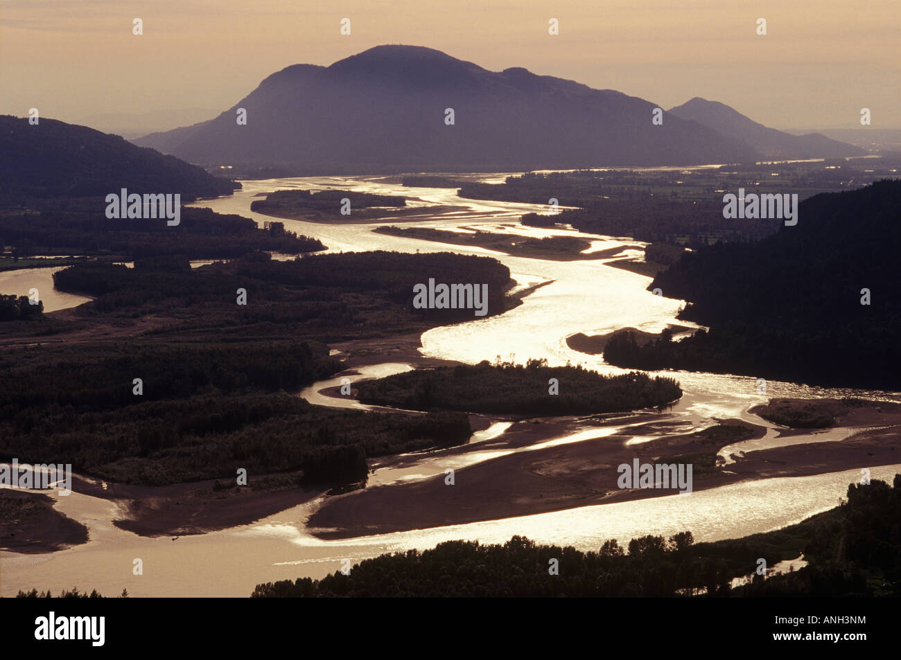 Lower fraser hi-res stock photography and images - Alamy