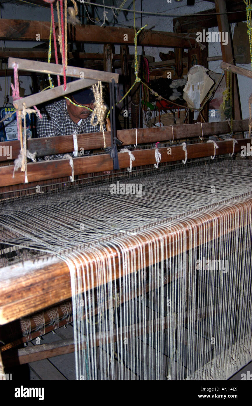 Hand loom weaving demonstration hi-res stock photography and images - Alamy