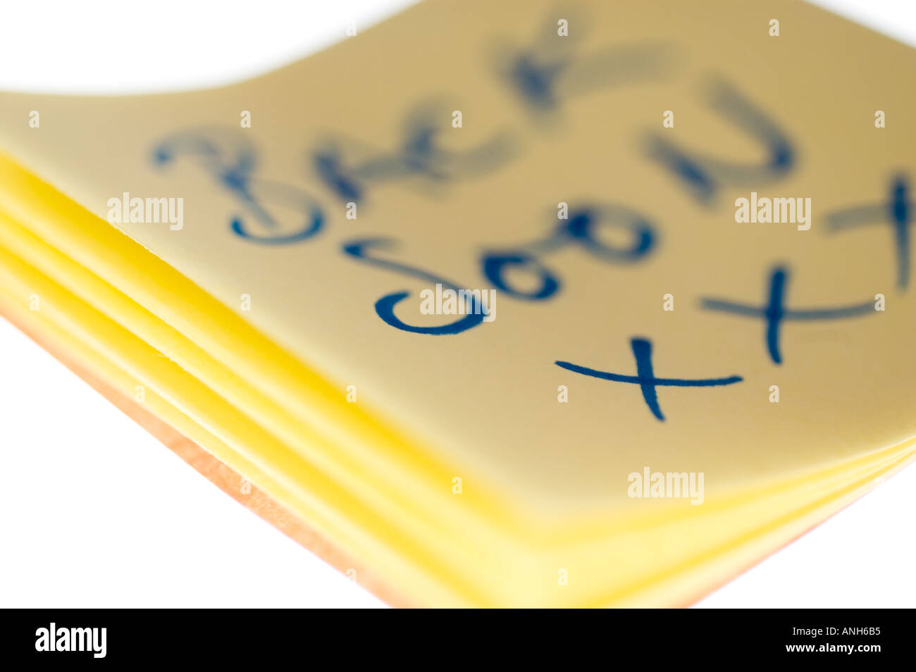 Post it message saying back soon Stock Photo - Alamy