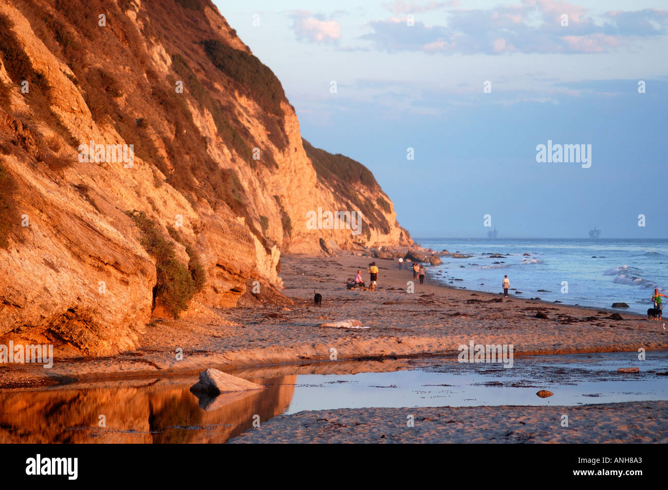 Hendry’s beach santa barbara hi-res stock photography and images - Alamy