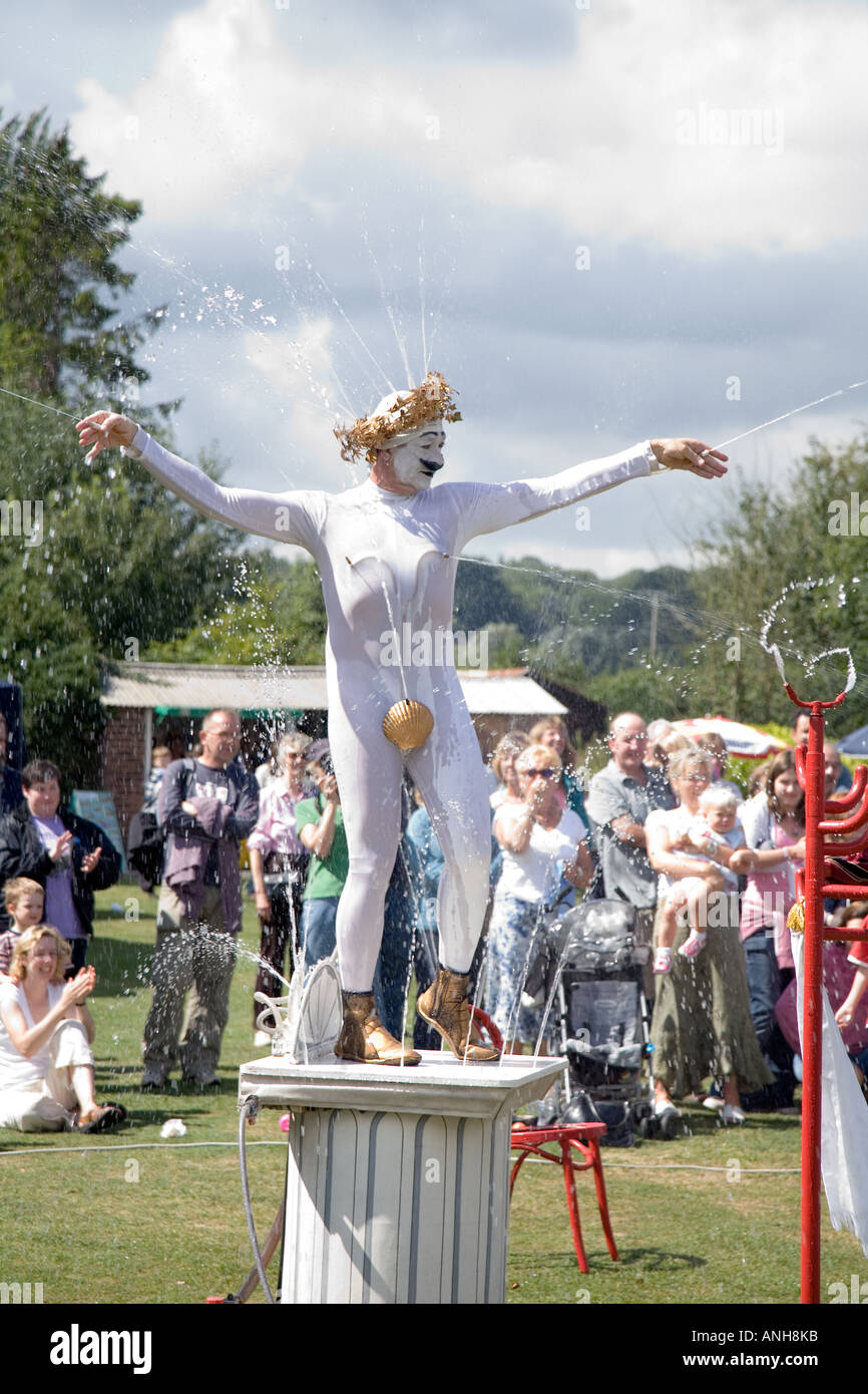 Waterman the human fountain entertaining crowds Stock Photo - Alamy