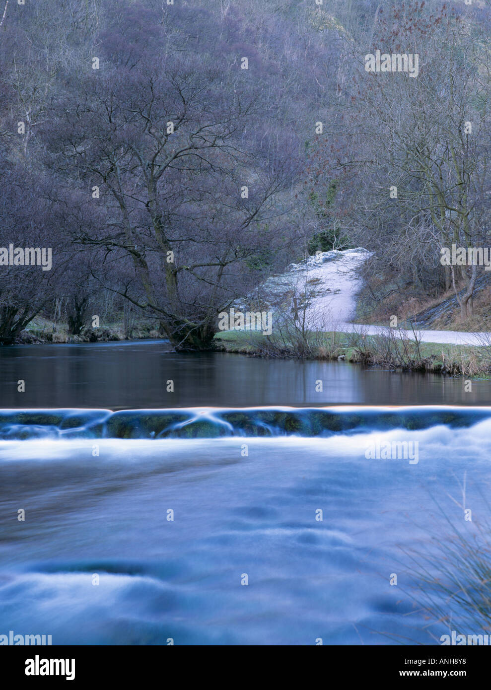 Dove dale gorge hi-res stock photography and images - Alamy