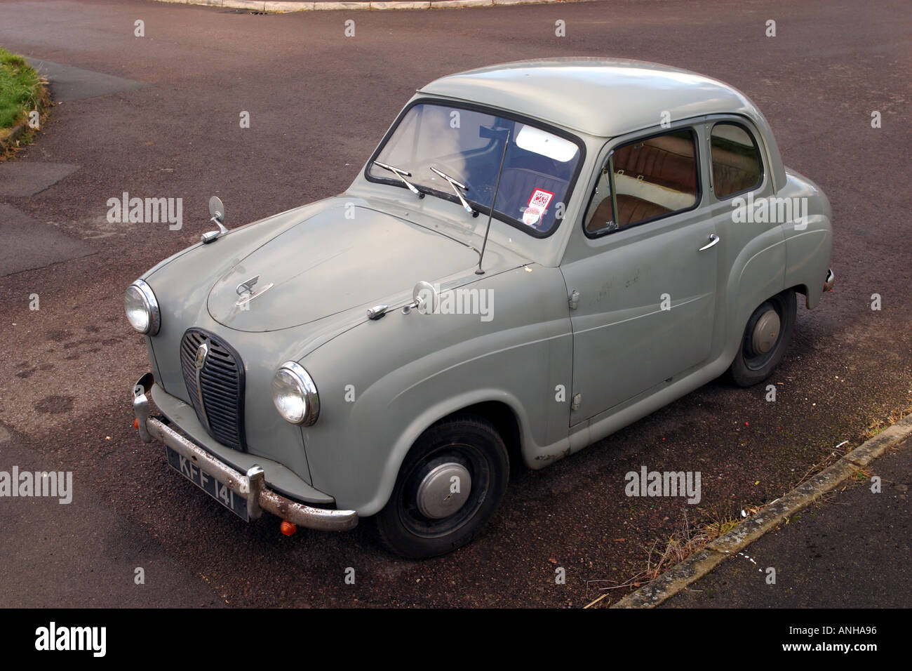 Austin vintage car hi-res stock photography and images - Alamy