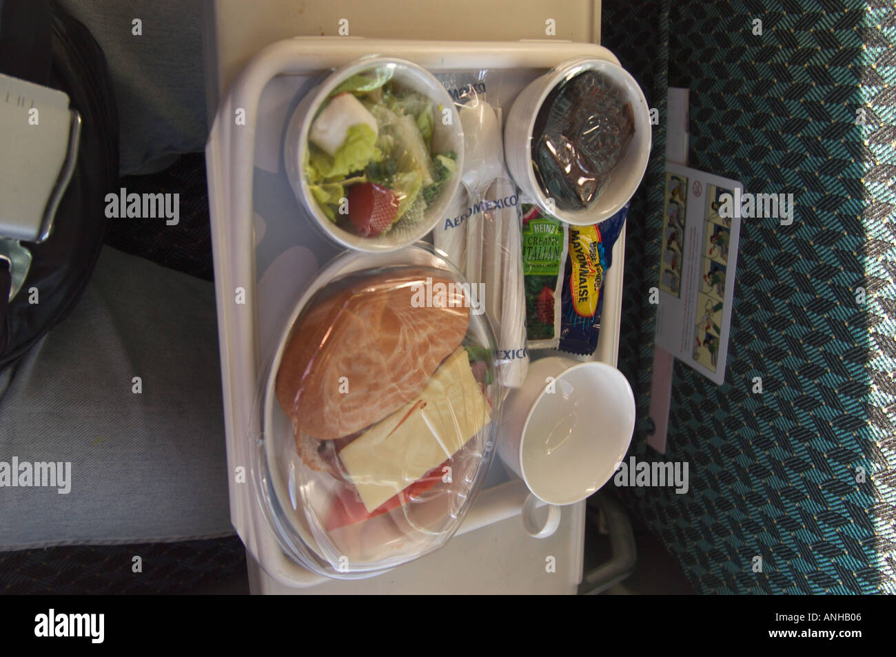 Plane food tray hi-res stock photography and images - Alamy