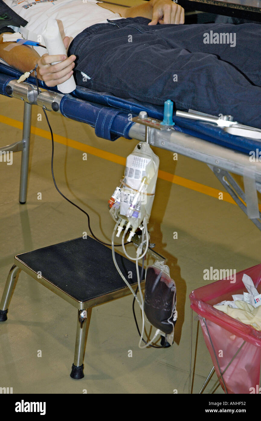 High school students volunteer to donate blood during a Red Cross Blood ...