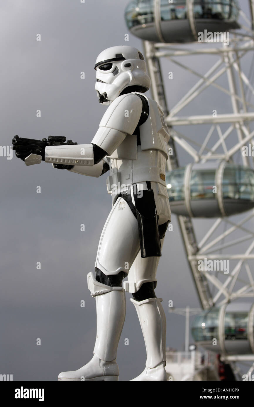 Imperial stormtroopers invade London 3 Stock Photo - Alamy