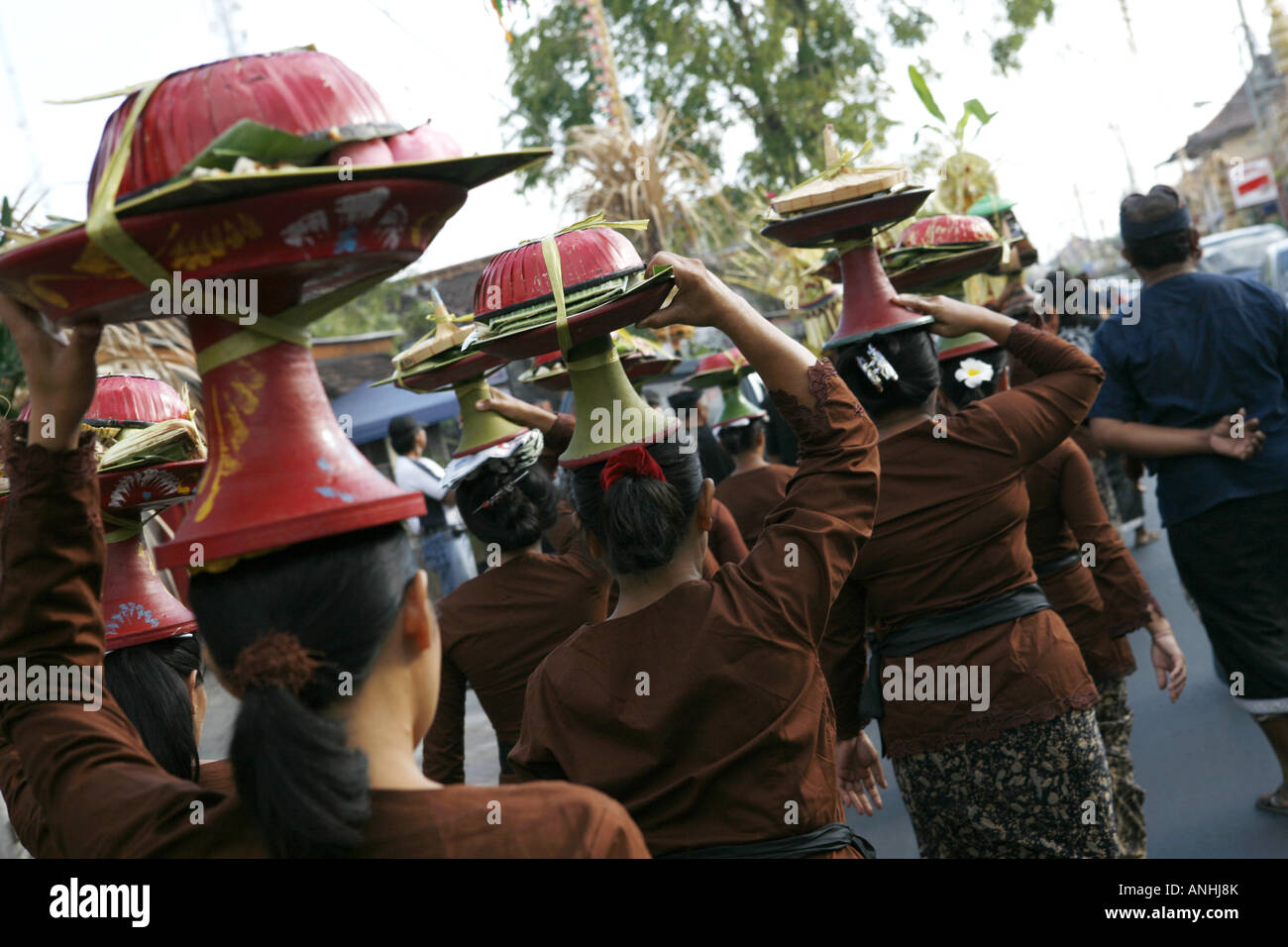 bali, traditional funeral procession Stock Photo - Alamy