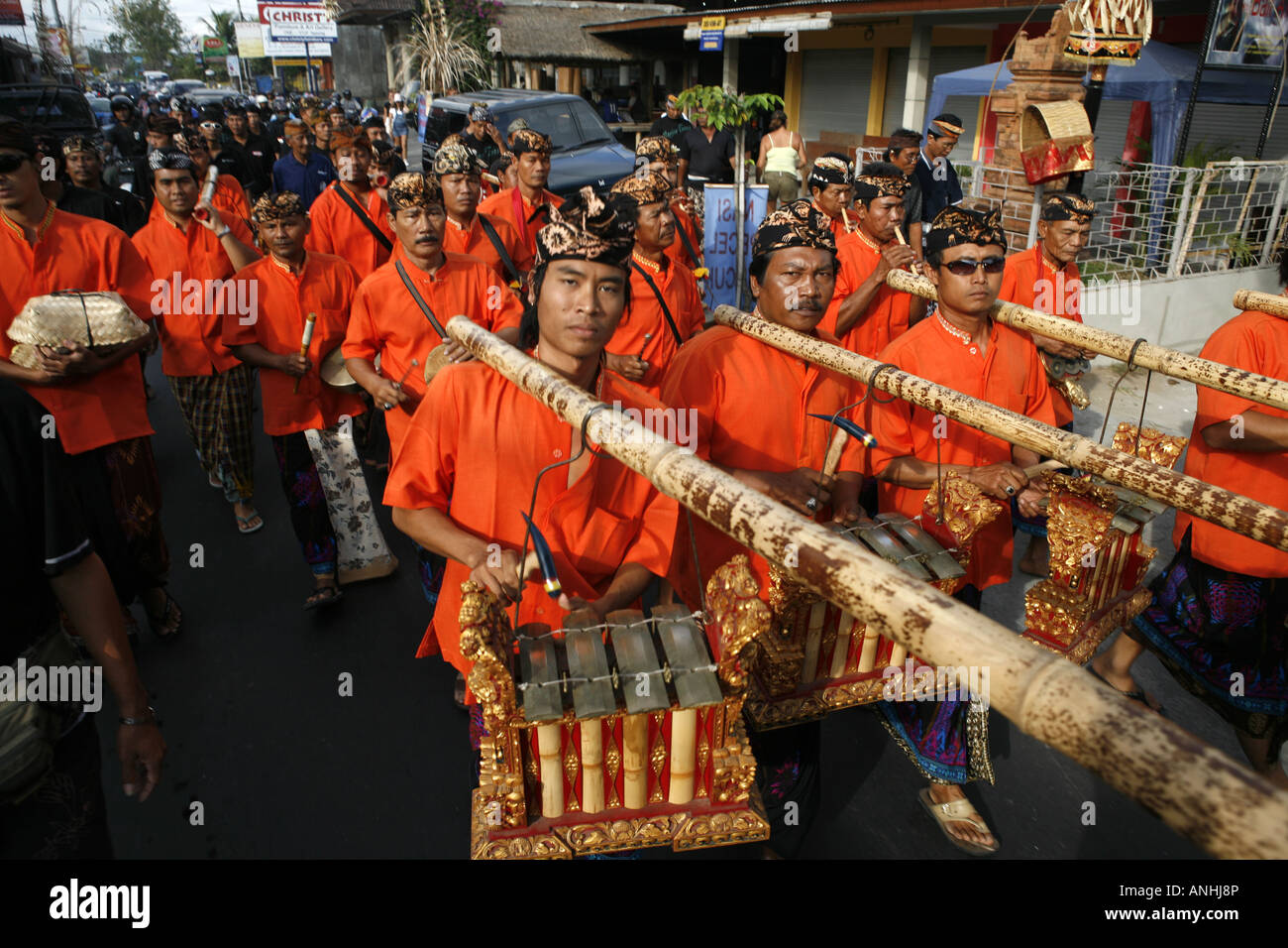 bali, traditional funeral procession Stock Photo - Alamy