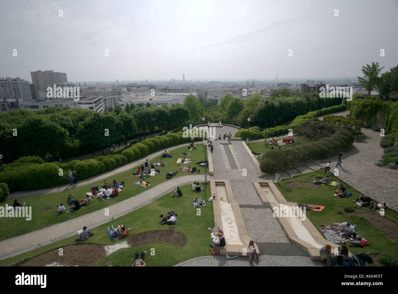 Parc de belleville hi-res stock photography and images - Alamy