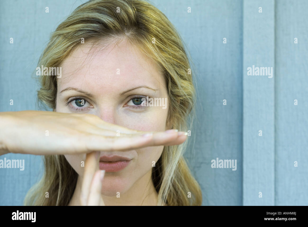 Time out signal hi-res stock photography and images - Alamy