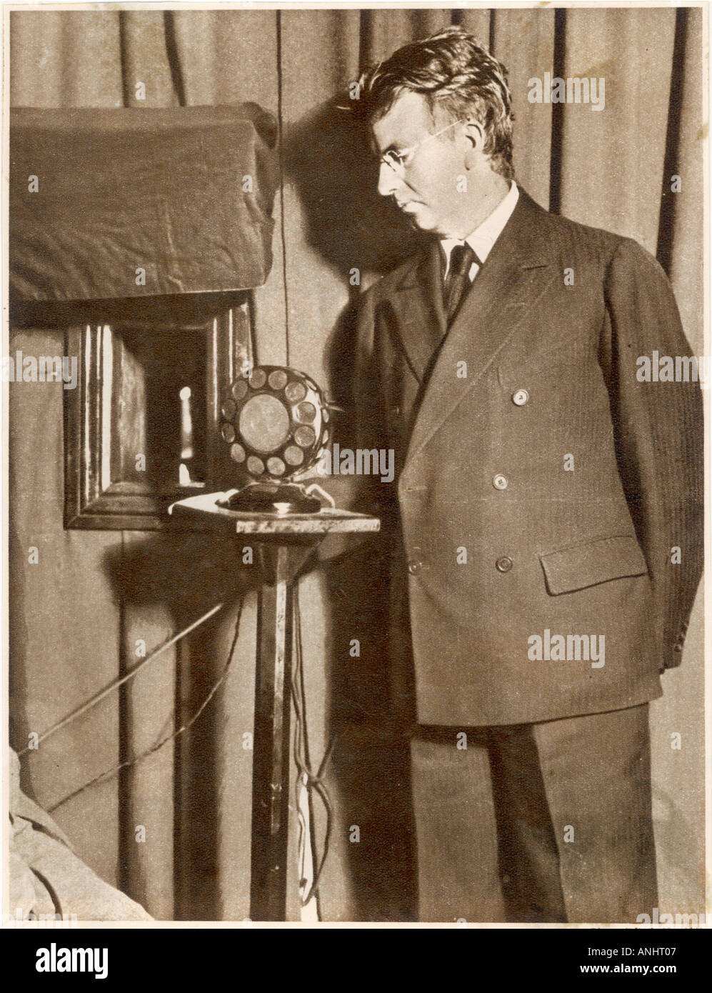 John logie baird television hi-res stock photography and images - Alamy