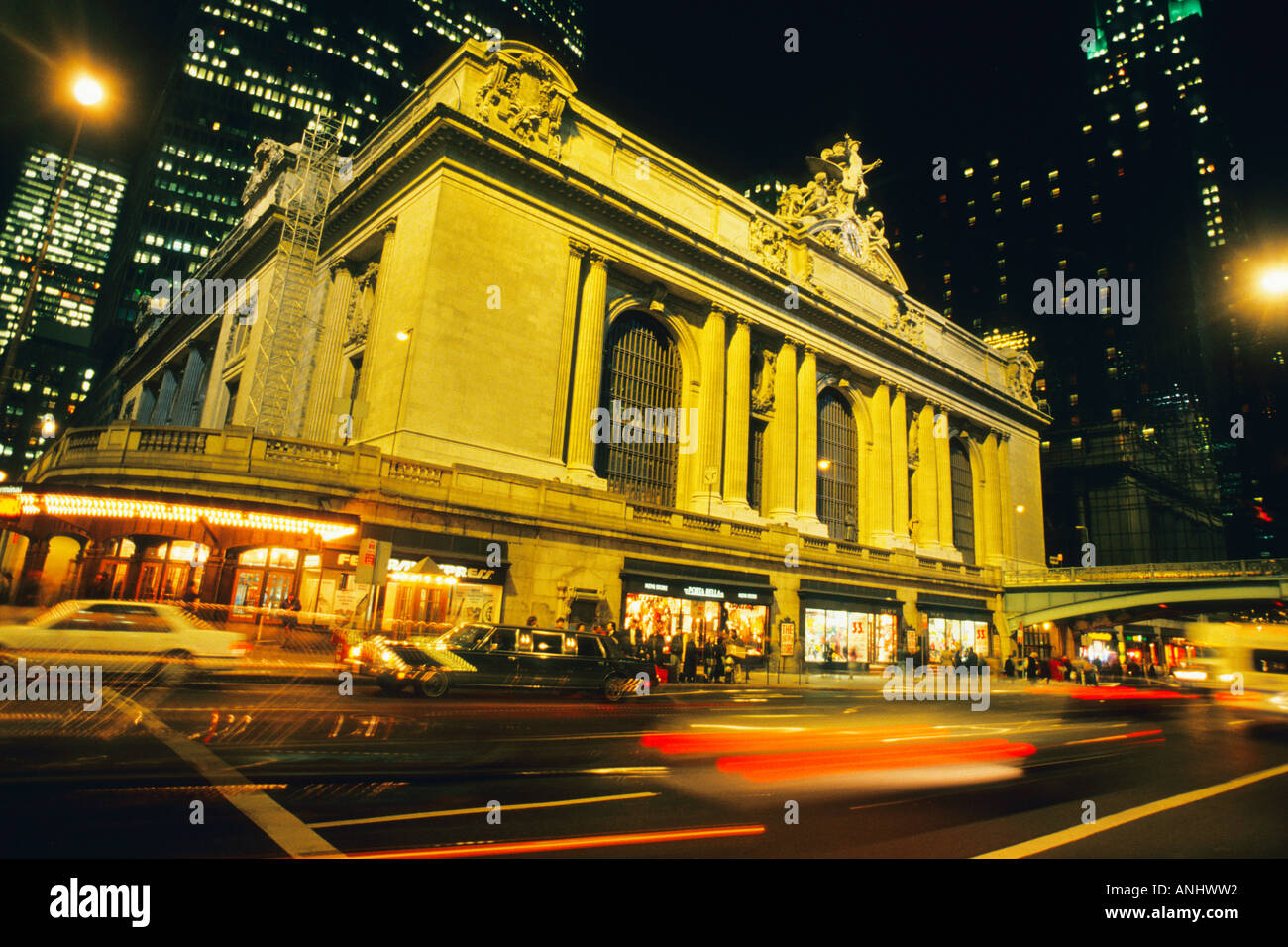 Grand central station exterior 42nd street hi-res stock photography and images - Alamy