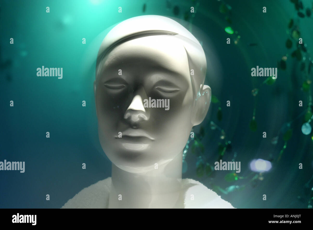 shop window dummy Stock Photo - Alamy