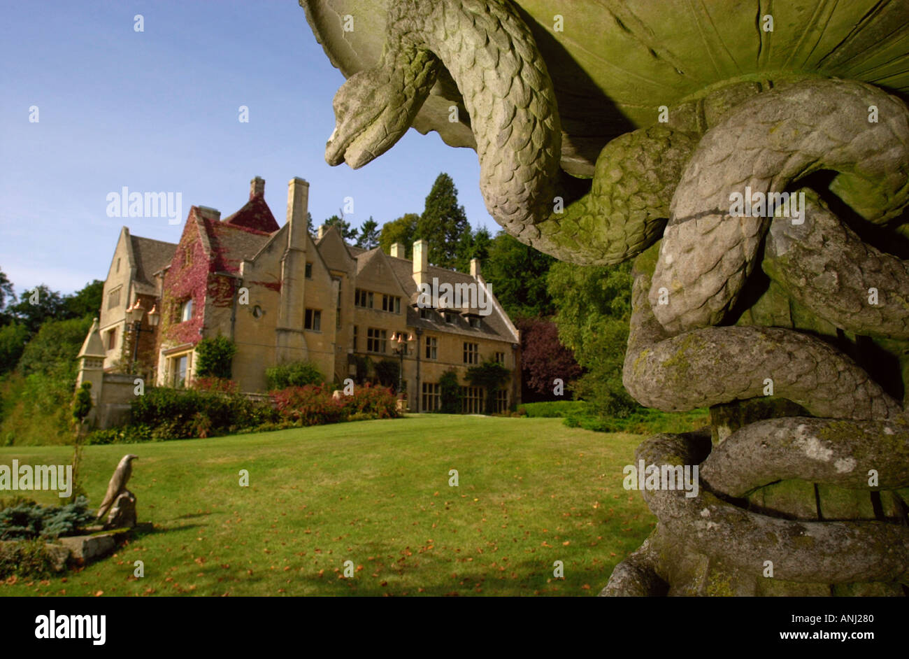 QUARWOOD NEAR STOW ON THE WOLD GLOS UK FORMER HOME OF THE LATE JOHN ...