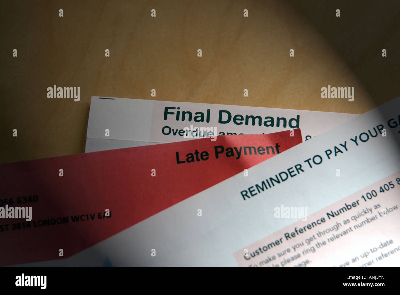 Late payment hi-res stock photography and images - Alamy