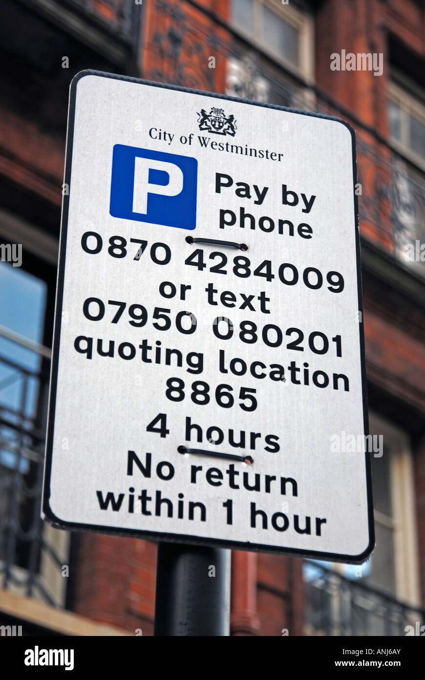 Pay for parking sign hi-res stock photography and images - Alamy