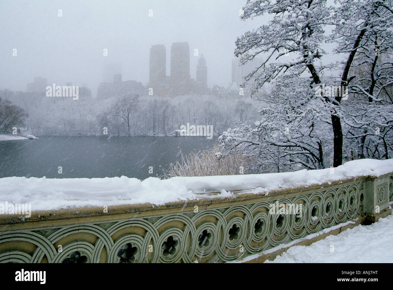 Bow Bridge in Central Park New York. Snow. Winter weather snowstorm ...
