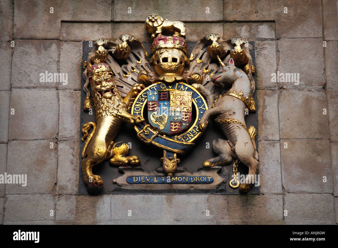 Charles ii coat of arms hi-res stock photography and images - Alamy