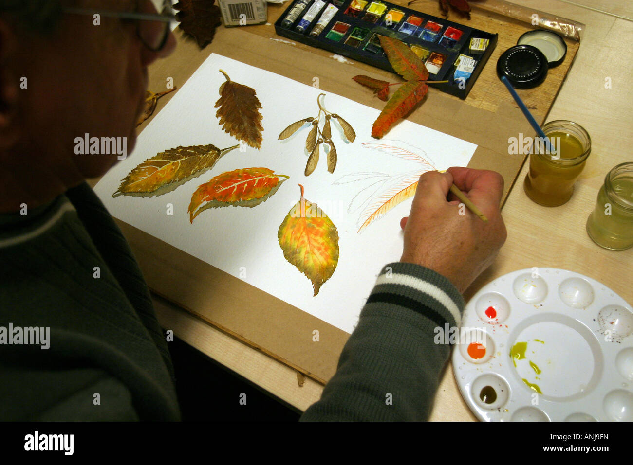 Watercolour class hi-res stock photography and images - Alamy