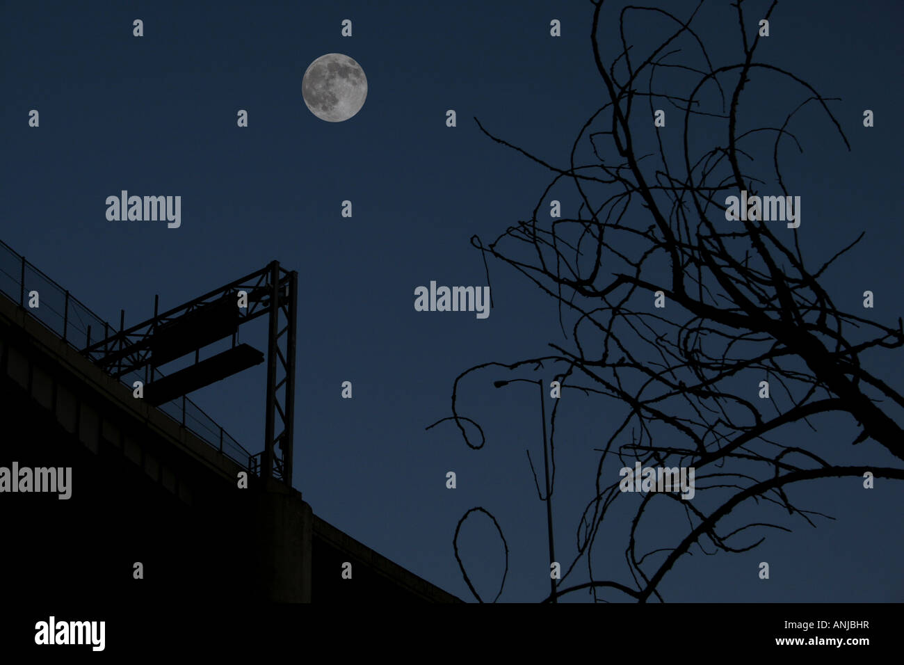 full moon portland oregon Stock Photo - Alamy