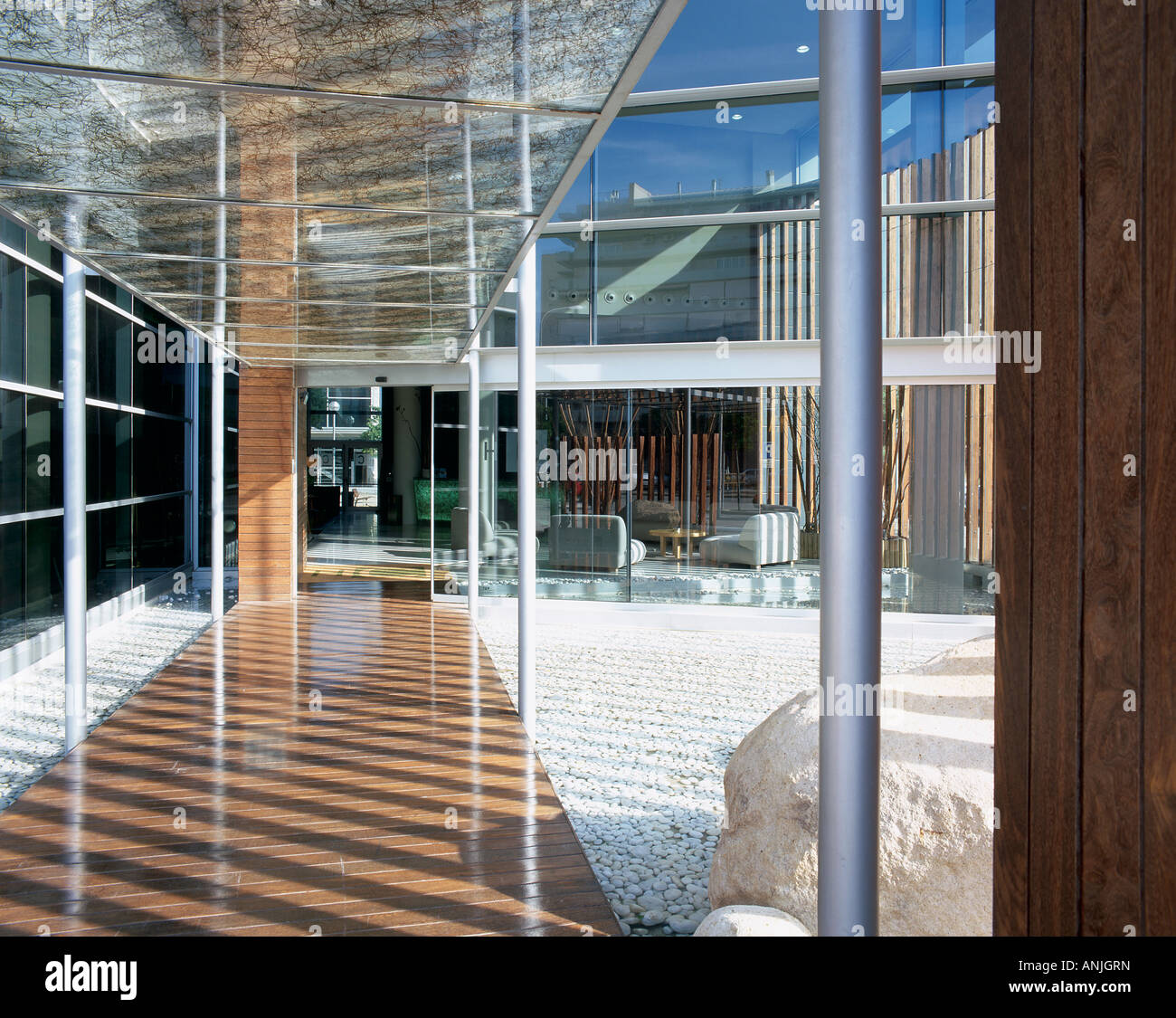 Atrium hallway home hi-res stock photography and images - Alamy